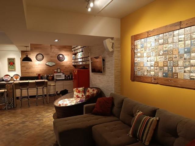 Casa com 3 quartos e 260m² para alugar em Higienópolis, Porto Alegre