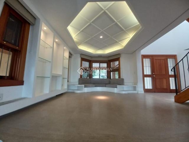 Casa com 3 quartos e 2636m² para alugar em Ipanema, Porto Alegre