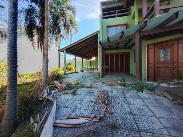 Casa com 3 quartos e 269m² para alugar em Moinhos de Vento, Canoas