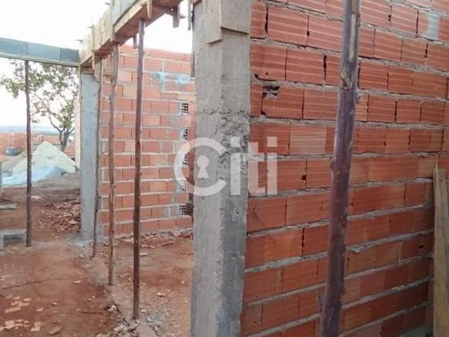 Casa com 3 quartos e 290 m² à venda bairro Shalimar