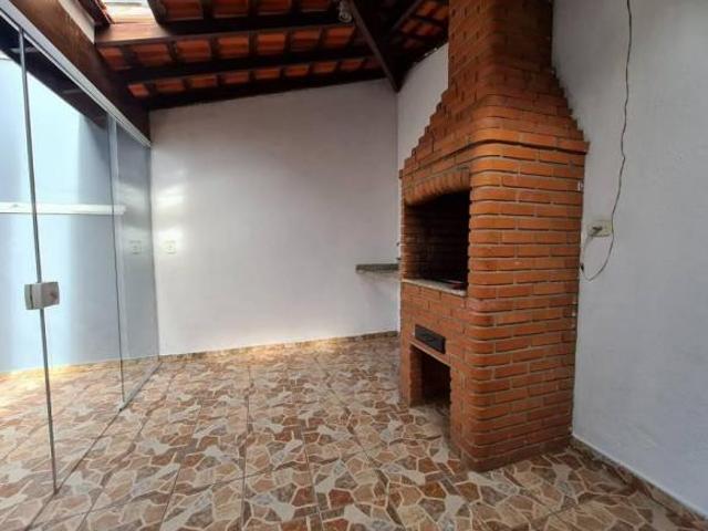 Casa com 3 Quartos e 2 banheiro à Venda, 134m²Várzea Paulista, São Paulo