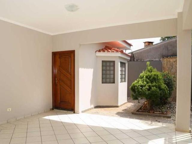 Casa com 3 Quartos e 2 banheiro à Venda, 134m²Jardim Aeroporto, São Paulo