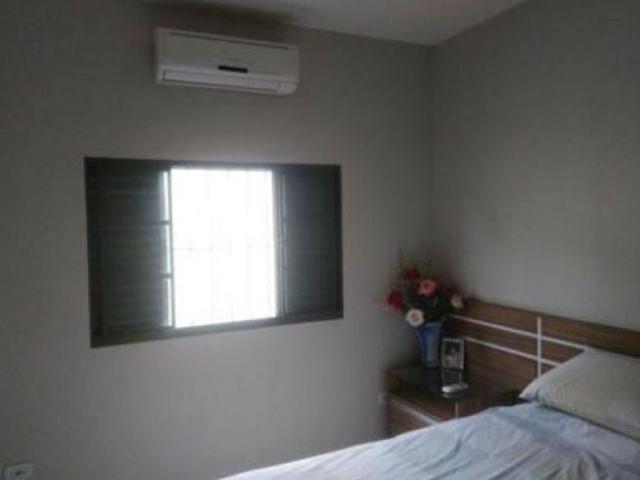 Casa com 3 Quartos e 2 banheiro à Venda, 135m² Centro São Roque São Paulo