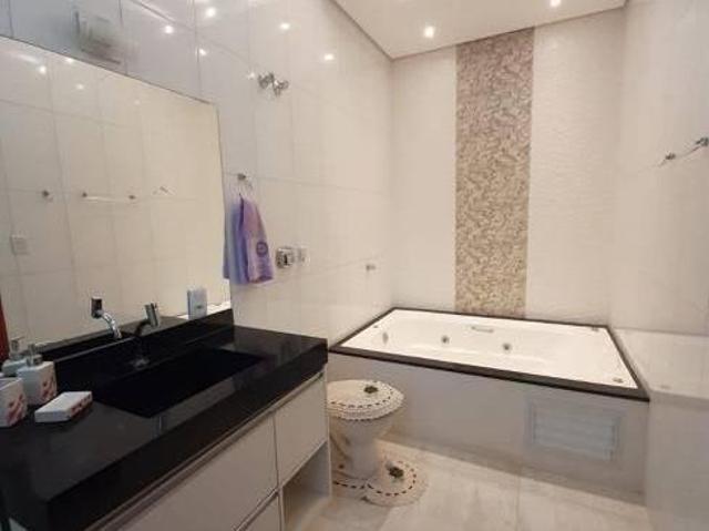 Casa com 3 Quartos e 2 banheiro à Venda, 136m²Indaiatuba, São Paulo