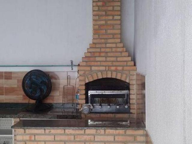Casa com 3 Quartos e 2 banheiro à Venda, 130m²Vila Vianelo Jundiaí, SP