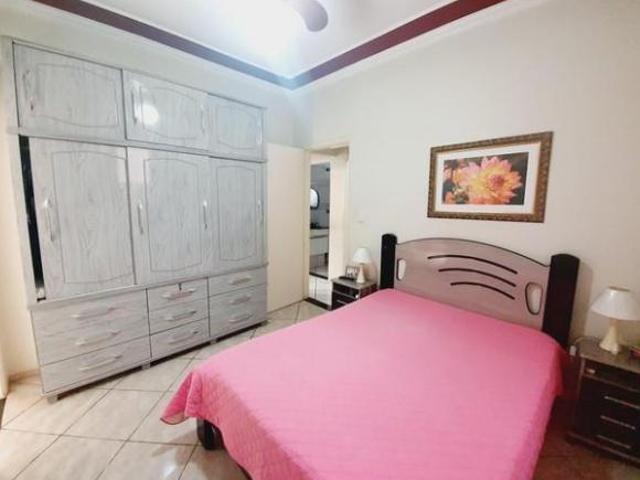 Casa com 3 Quartos e 2 banheiro à Venda, 133m²Centro Aparecida são paulo