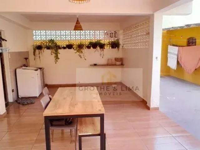 Casa com 3 dormitórios à venda, 220 m² por R$ 852.000,00 Jardim Alvorada São José dos Campos/SP