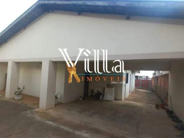 Casa com 3 Quartos e 2 banheiros à Venda, 148 m² por R$ 380.000