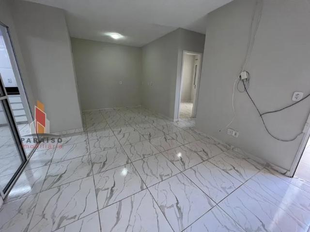 Casa com 3 Quartos e 2 banheiros à Venda, 148 m² por R$ 420.000
