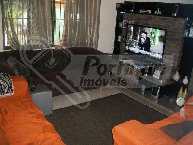 Casa com 3 Quartos e 2 banheiros à Venda, 150 m² por R$ 350.000