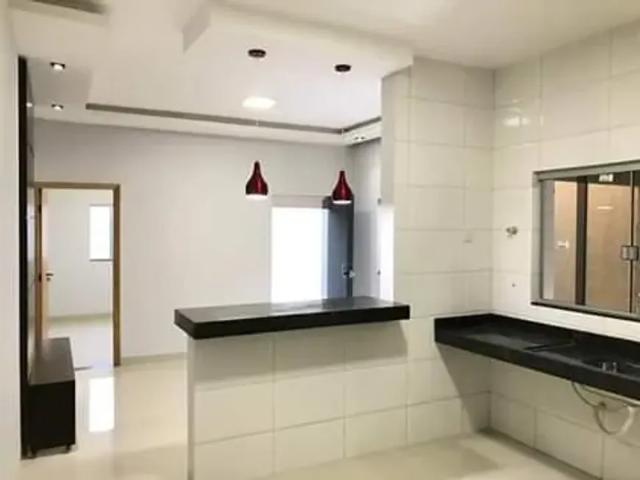 Casa com 3 Quartos e 2 banheiros à Venda, 175 m² por R$ 289.900