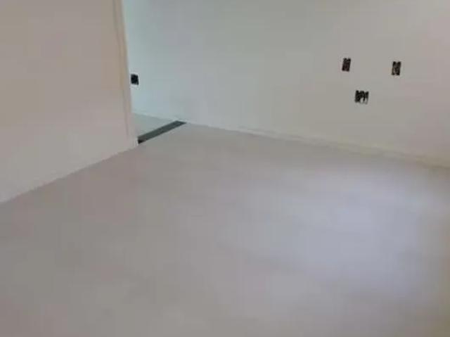 Casa com 3 Quartos e 2 banheiros à Venda, 175 m² por R$ 355.000