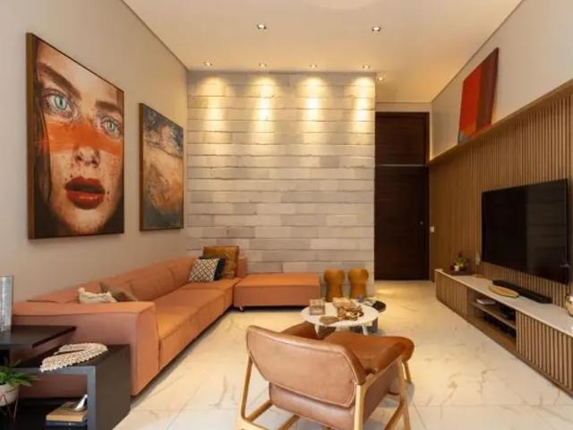 Casa com 3 Quartos e 2 banheiros à Venda, 100 m² por R$ 350.000