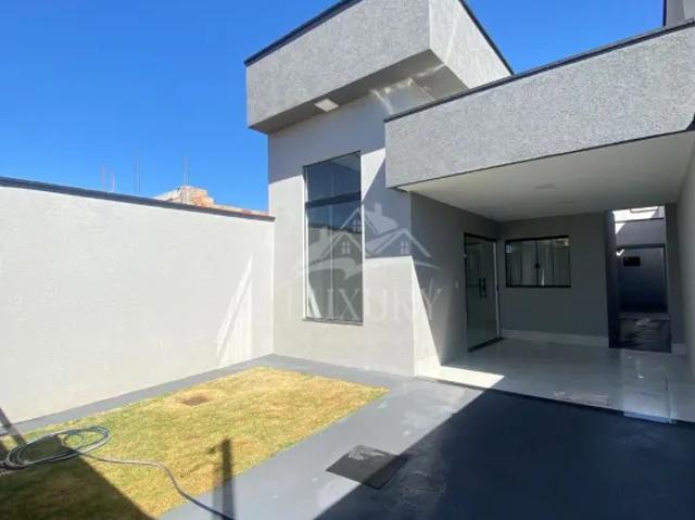 Casa com 3 Quartos e 2 banheiros à Venda, 100 m² por R$ 350.000