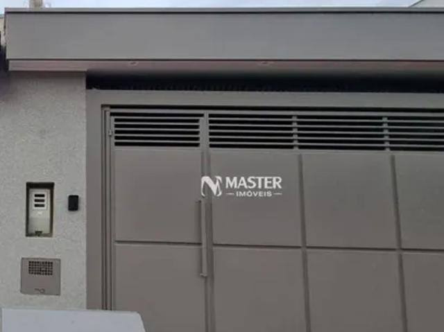 Casa com 3 Quartos e 2 banheiros à Venda, 110 m² por R$ 388.000