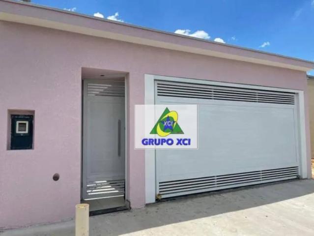 Casa com 3 Quartos e 2 banheiros à Venda, 110 m² por R$ 610.000
