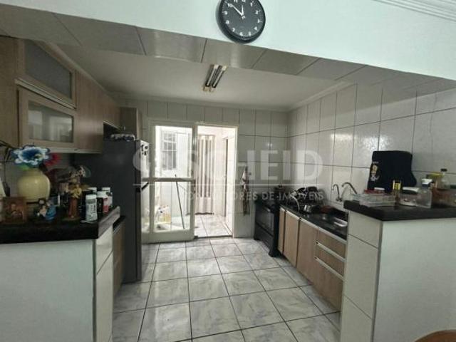 Casa com 3 Quartos e 2 banheiros à Venda, 110 m² 2 vagas Pedreira