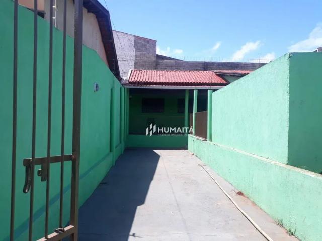 Casa com 3 Quartos e 2 banheiros à Venda, 120 m² por R$ 298.000