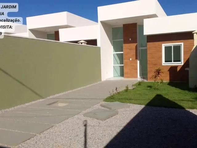 Casa com 3 Quartos e 2 banheiros à Venda, 120 m² por R$ 350.000