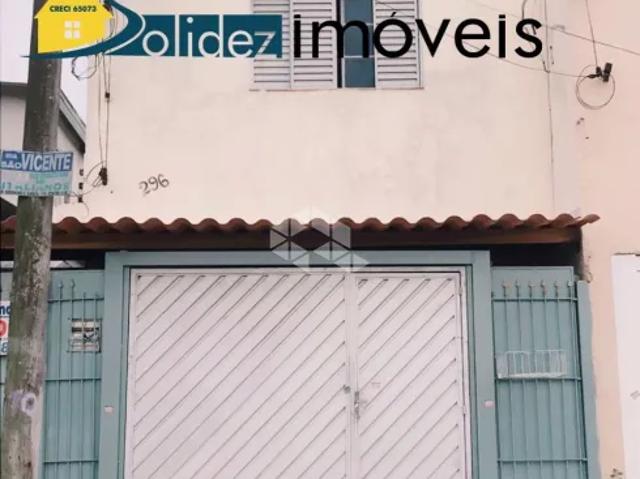 Casa com 3 Quartos e 2 banheiros à Venda, 125 m² por R$ 350.000