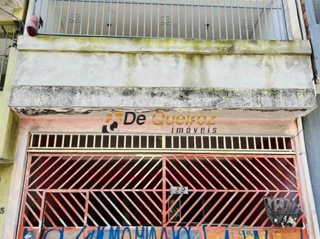 Casa com 3 Quartos e 2 banheiros à Venda, 125 m² por R$ 310.000