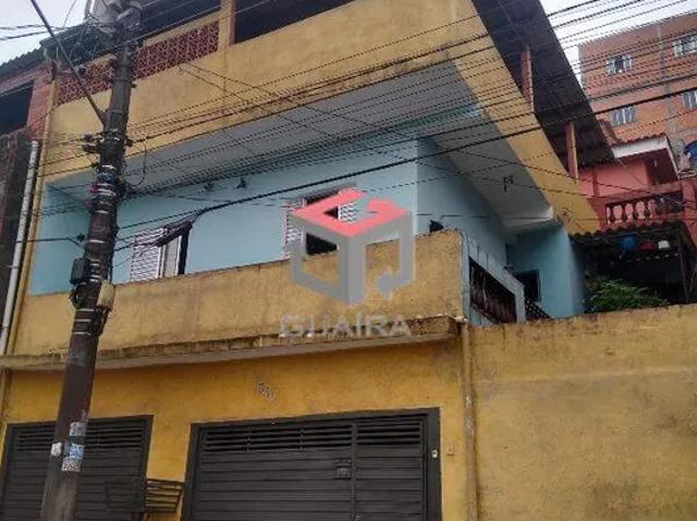 Casa com 3 Quartos e 2 banheiros à Venda, 250 m² por R$ 350.000