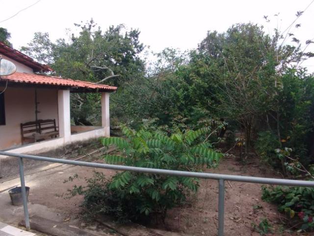 Casa com 3 Quartos e 2 banheiros à Venda, 4356 m² por R$ 180.000