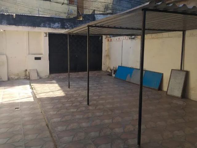 Casa com 3 Quartos e 2 banheiros à Venda, 60 m² por R$ 100.000