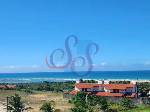 Casa com 3 Quartos e 2 banheiros à Venda, 85 m² por R$ 350.000