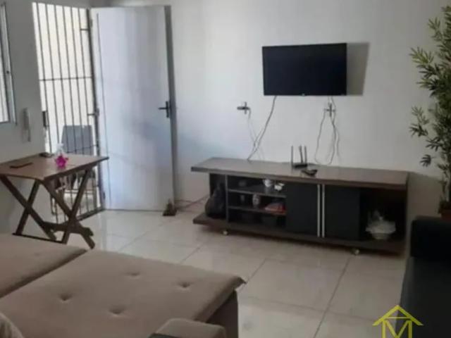 Casa com 3 Quartos e 2 banheiros à Venda, 89 m² por R$ 230.000