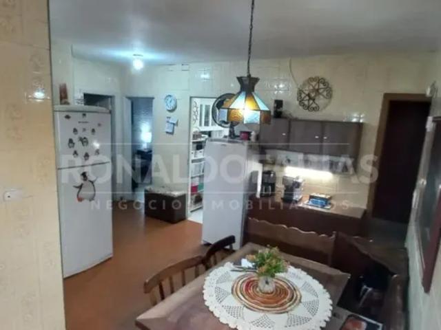Casa com 3 Quartos e 2 banheiros à Venda, 95 m² por R$ 500.000