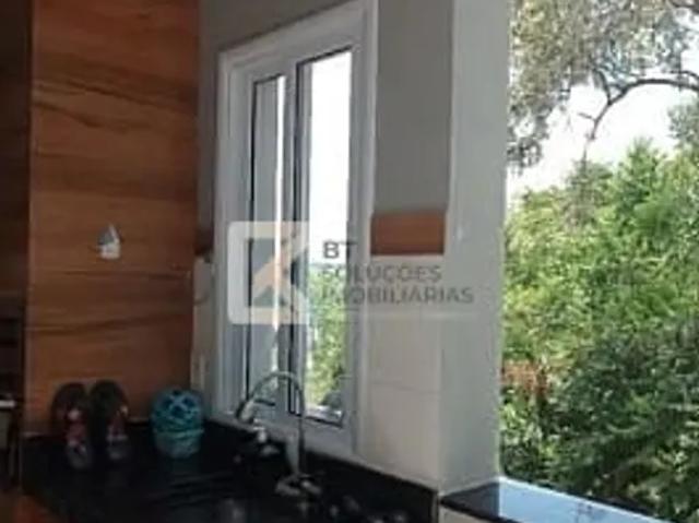 Casa com 3 Quartos e 2 banheiros à Venda, 95 m² por R$ 524.700