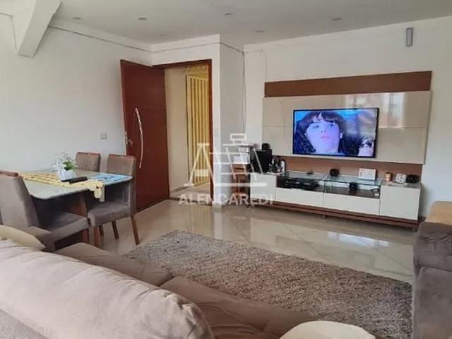 Casa com 3 Quartos e 2 banheiros à Venda, 95 m² por R$ 529.000
