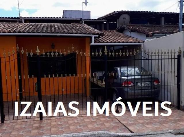 Casa com 3 Quartos e 2 banheiros à Venda, 96 m² por R$ 300.000