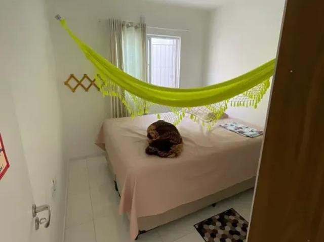 Casa com 3 Quartos e 2 banheiros à Venda, 90 m² por R$ 275.000