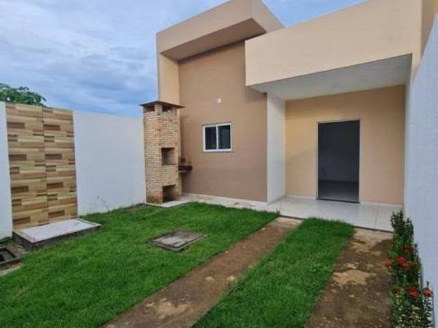 Casa com 3 Quartos e 2 banheiros à Venda, 91 m² por R$ 210.003