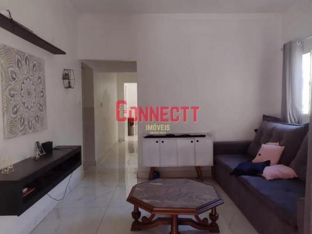 CASA COM 3 QUARTOS E 2 VAGAS NO BAIRRO VILA TIBÉRIO