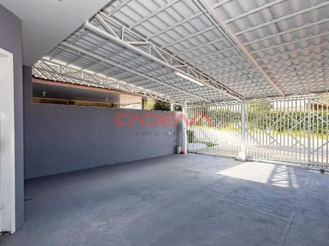 Casa com 3 quartos e 2 vagas à venda em Santa Terezinha
