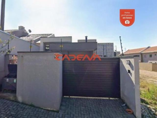 Casa com 3 quartos e 2 vagas à venda no Atuba
