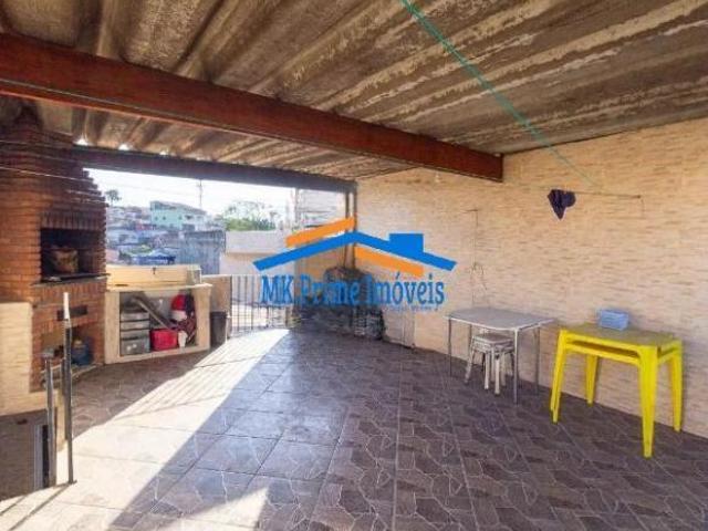 Casa com 3 quartos e 2 vagas de garagem