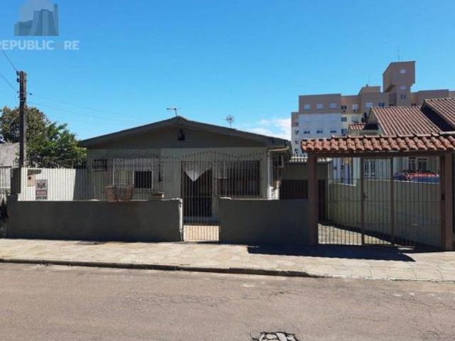 Casa com 3 quartos e 2 vagas de garagem coberta em Cachoerinha