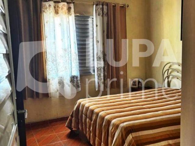 CASA COM 3 QUARTOS E 2 VAGAS DE GARAGEM À VENDA NA VILA MARIA ALTA