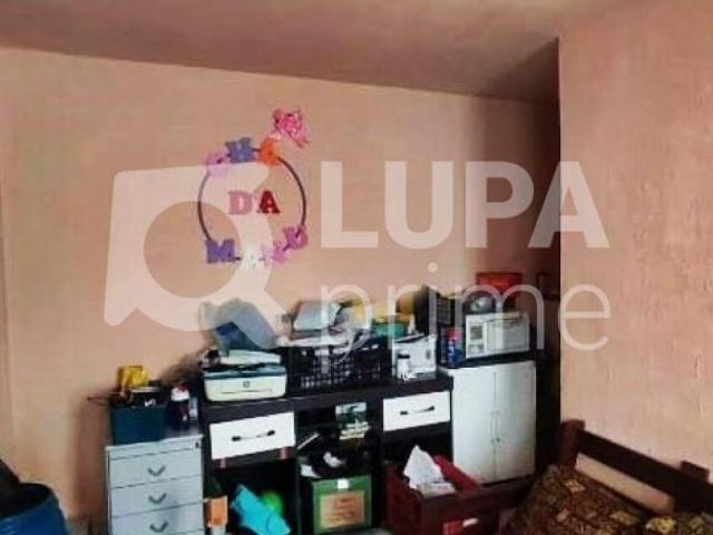CASA COM 3 QUARTOS E 2 VAGAS DE GARAGEM À VENDA NA VILA MARIA