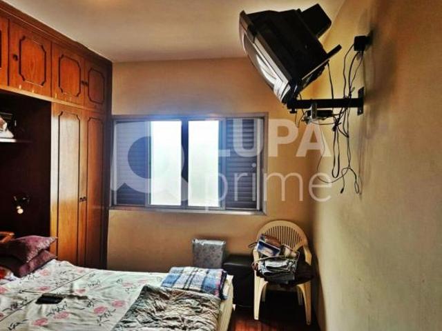 CASA COM 3 QUARTOS E 2 VAGAS DE GARAGEM À VENDA NA VILA MARIA
