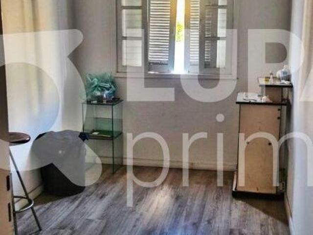 CASA COM 3 QUARTOS E 2 VAGAS DE GARAGEM À VENDA NA VILA MEDEIROS