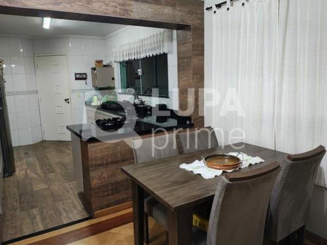 CASA COM 3 QUARTOS E 2 VAGAS DE GARAGEM À VENDA NA ÁGUA FRIA