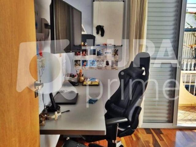 CASA COM 3 QUARTOS E 2 VAGAS DE GARAGEM À VENDA NA PARADA INGLESA