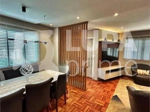 CASA COM 3 QUARTOS E 2 VAGAS DE GARAGEM À VENDA NO TUCURUVI