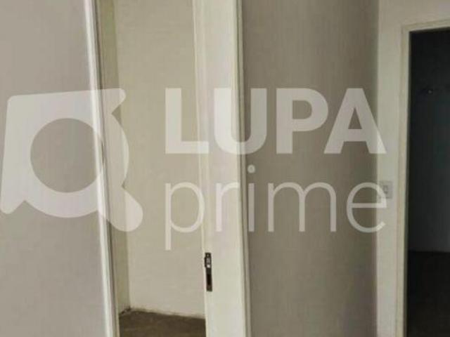 CASA COM 3 QUARTOS E 2 VAGAS DE GARAGEM À VENDA NO LAUZANE PAULISTA