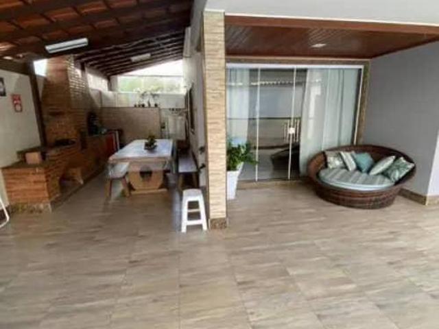 Casa com 3 quartos e 320 m² à venda em Jundiaí